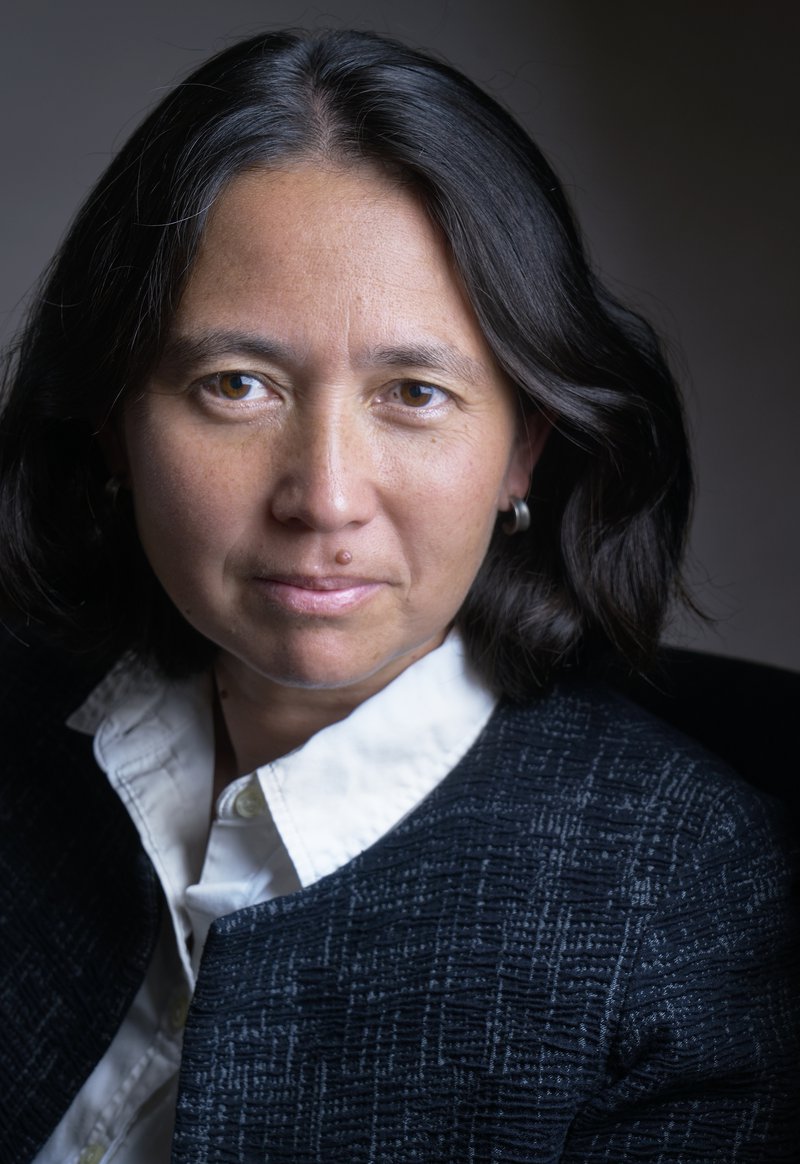 Meet Naomi Darling - Teulo