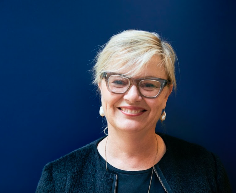 Meet Barbara Bestor - Teulo